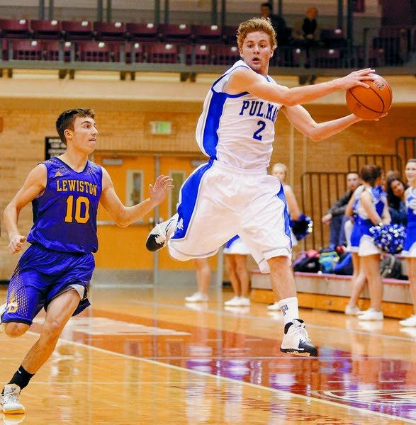 Pullman cruises to easy win over Lewiston