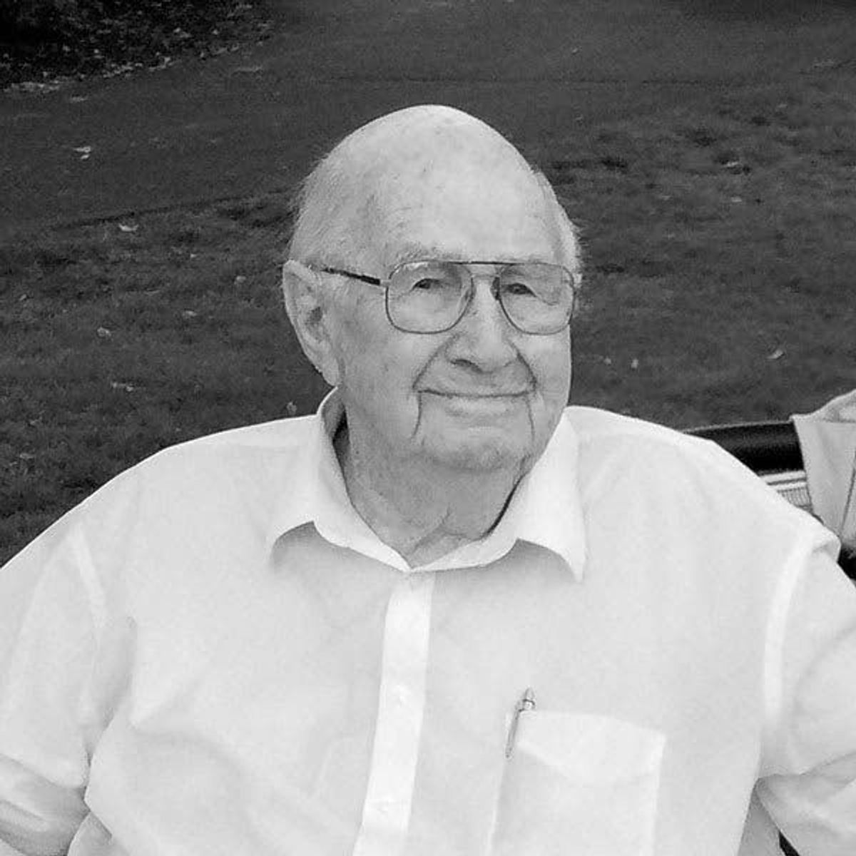 Kenneth Irvin Gross, 93, of Pullman