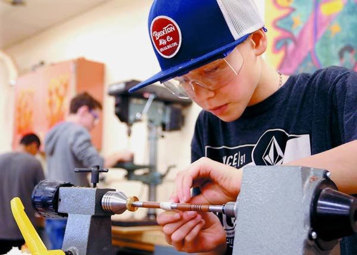 Middle school shop class turning profit on custom pens