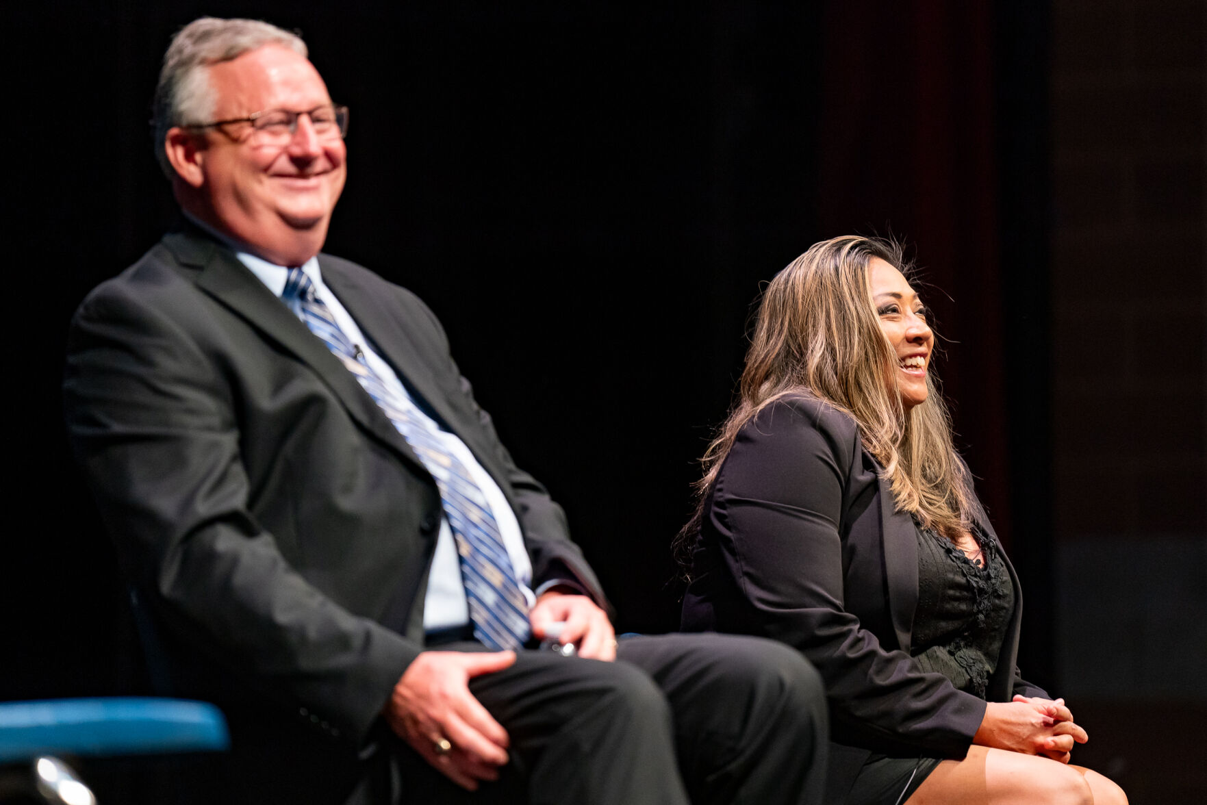 A final sign-off for KLEW duo