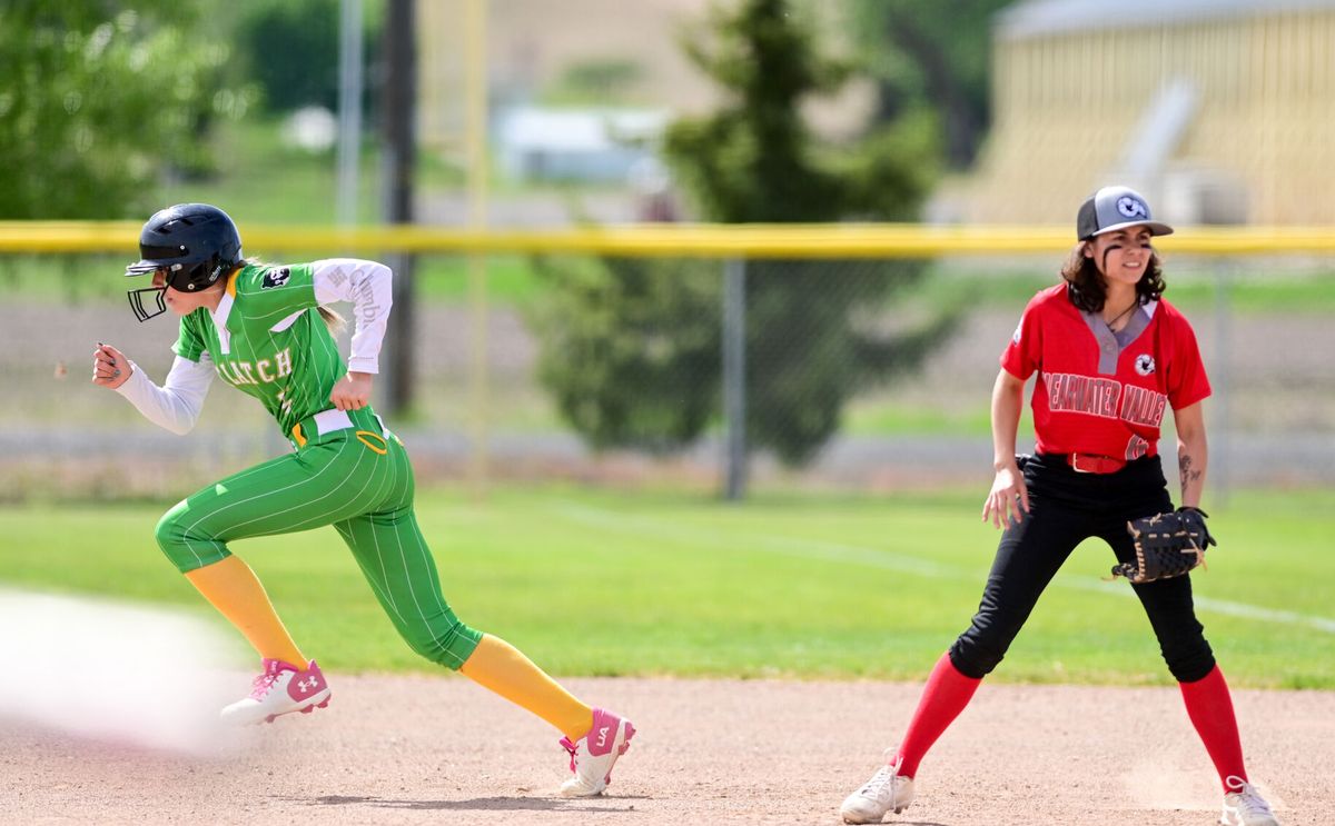 A strong defensive effort gives Potlatch a state sotball tournament vi...