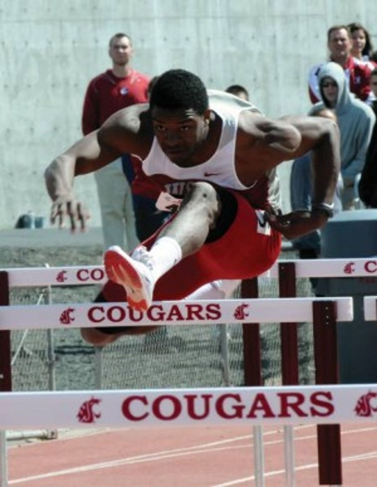 One last hurdle: Johnny Dutch stands in way of third consecu...