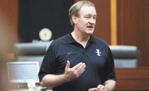 Sen. Crapo urges voters to be active, get informed