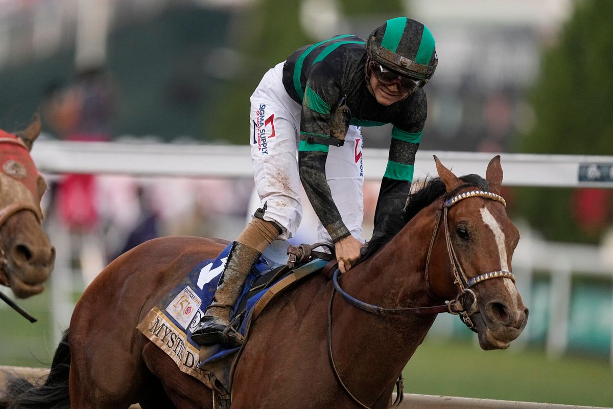 Mystik Dan wins 150th Kentucky Derby by a nose