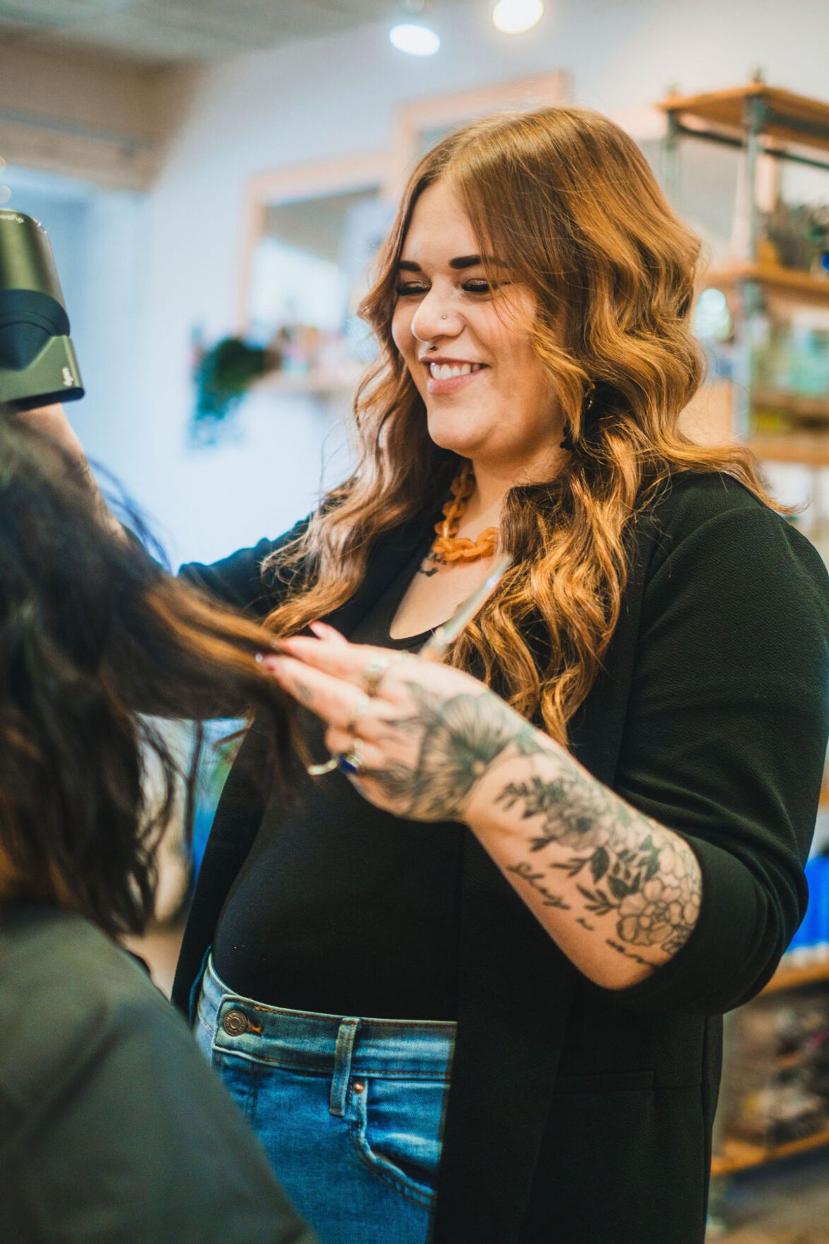 Biz Bits: Pullman salon gets new, but familiar, owner