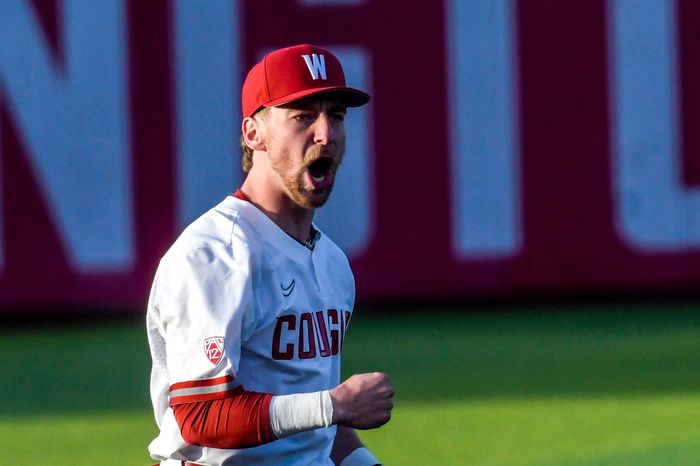 Cougs claim baseball victory in Pac-12 debut