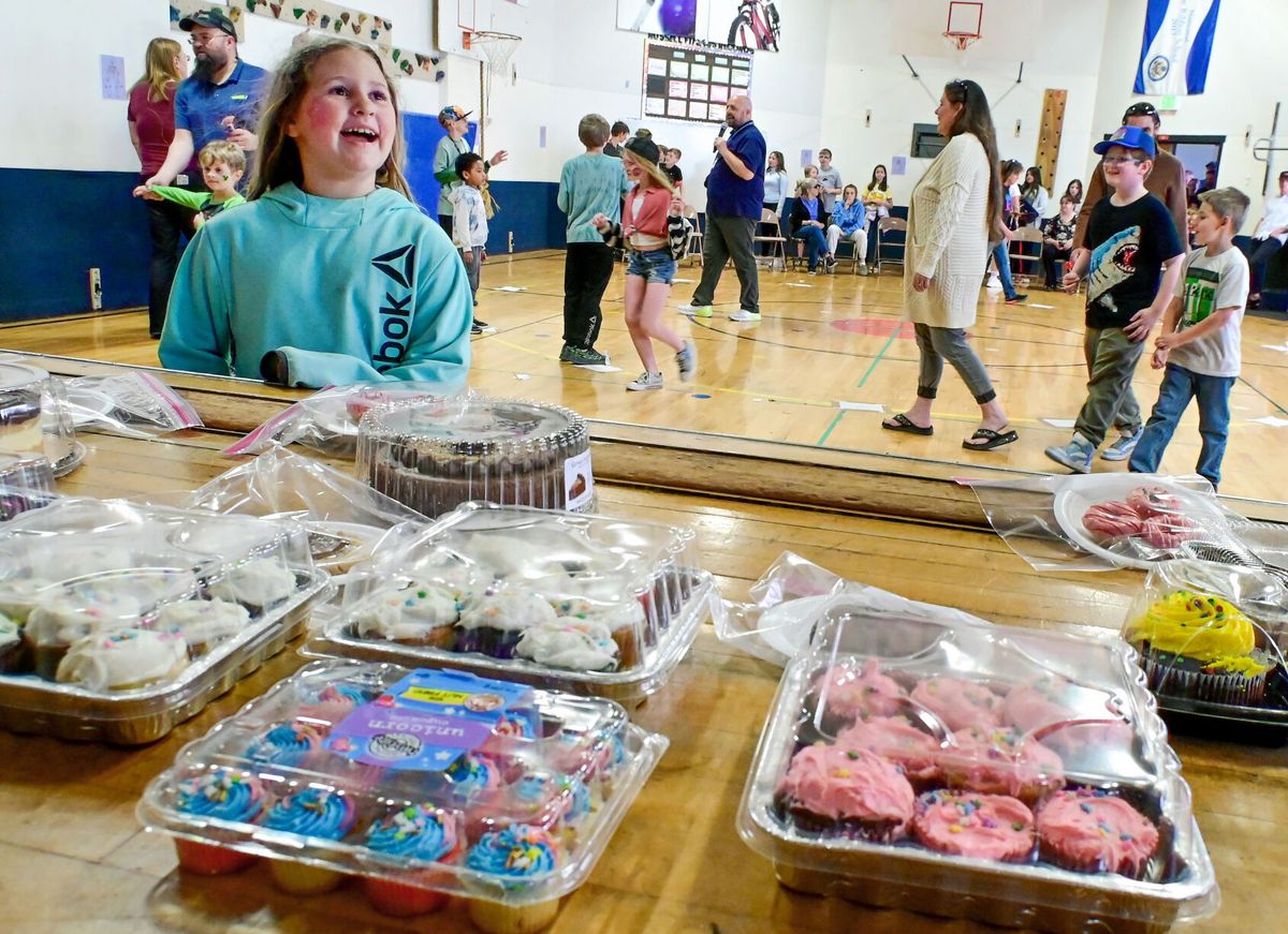 Bidding adieu to Russell Elementary