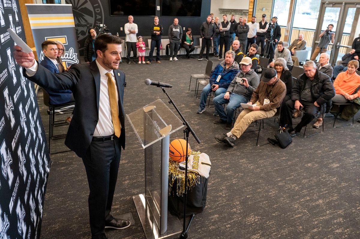 UI’s Pribble adds three to coaching staff