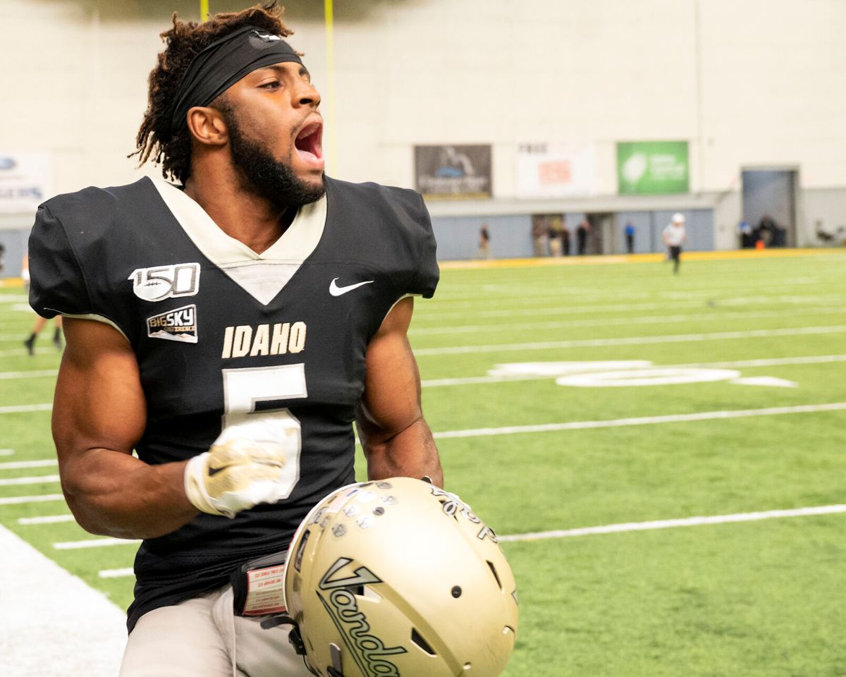 Hightower climbing the ladder