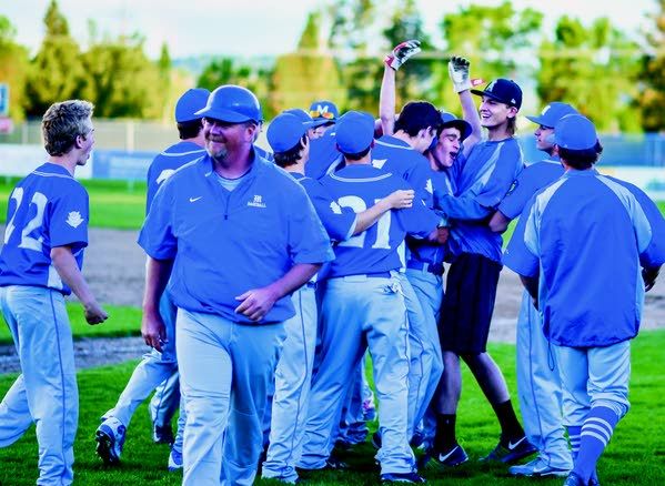 Blue Devils sweep dramatic home doubleheader