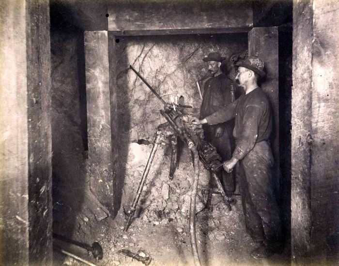 Late-1800s photos capture unique look at American mining