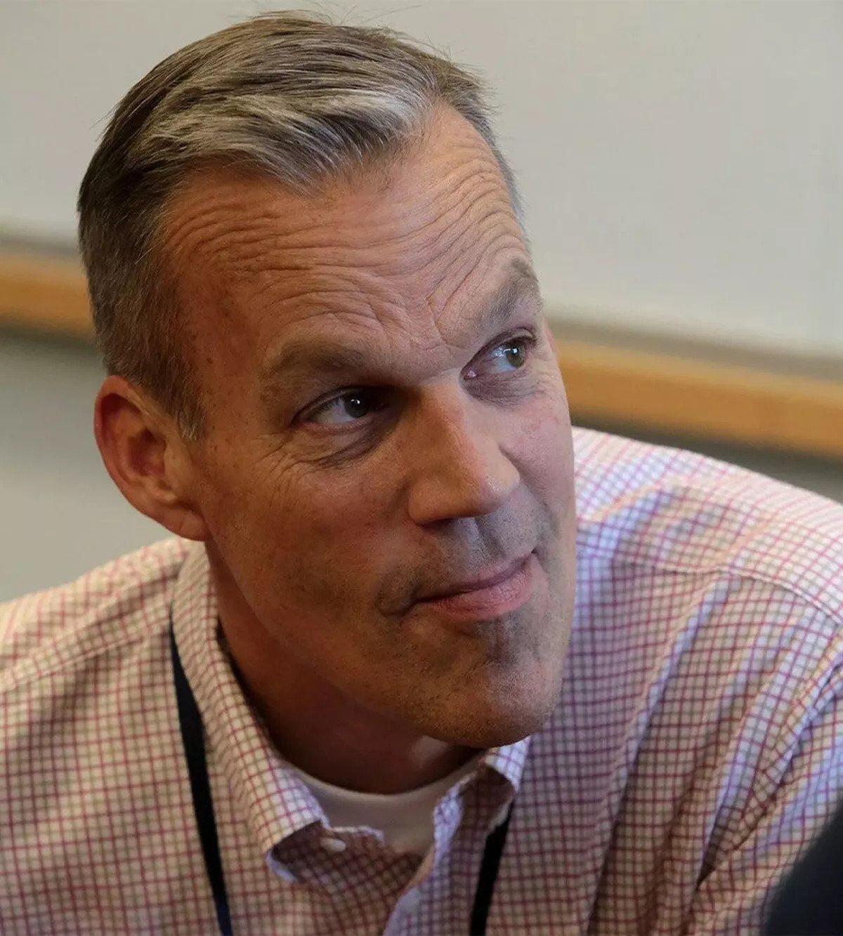 Pelluer, standout linebacker at WSU and in NFL, dies at 64