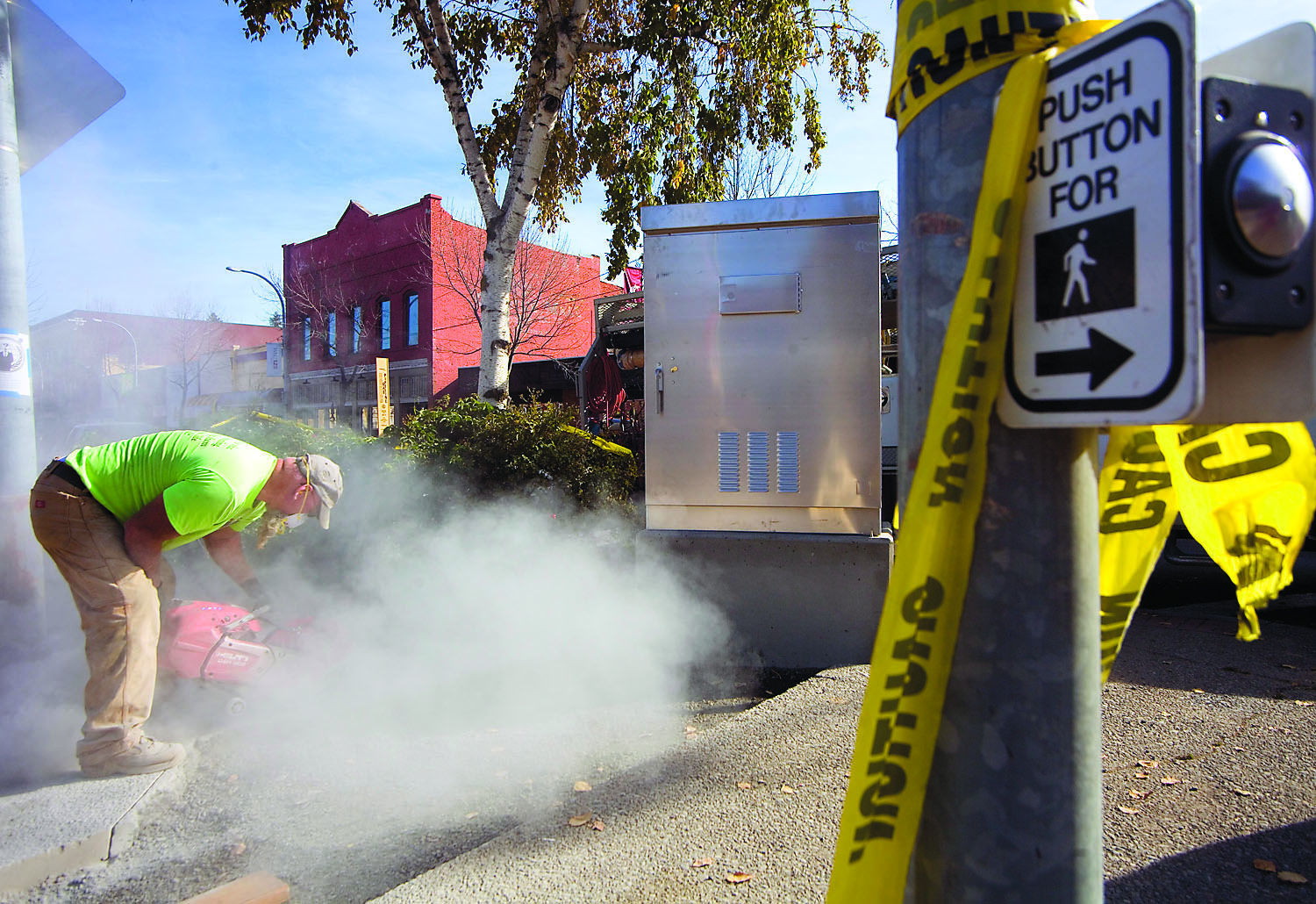 Crews work to get Pullman traffic light fixed