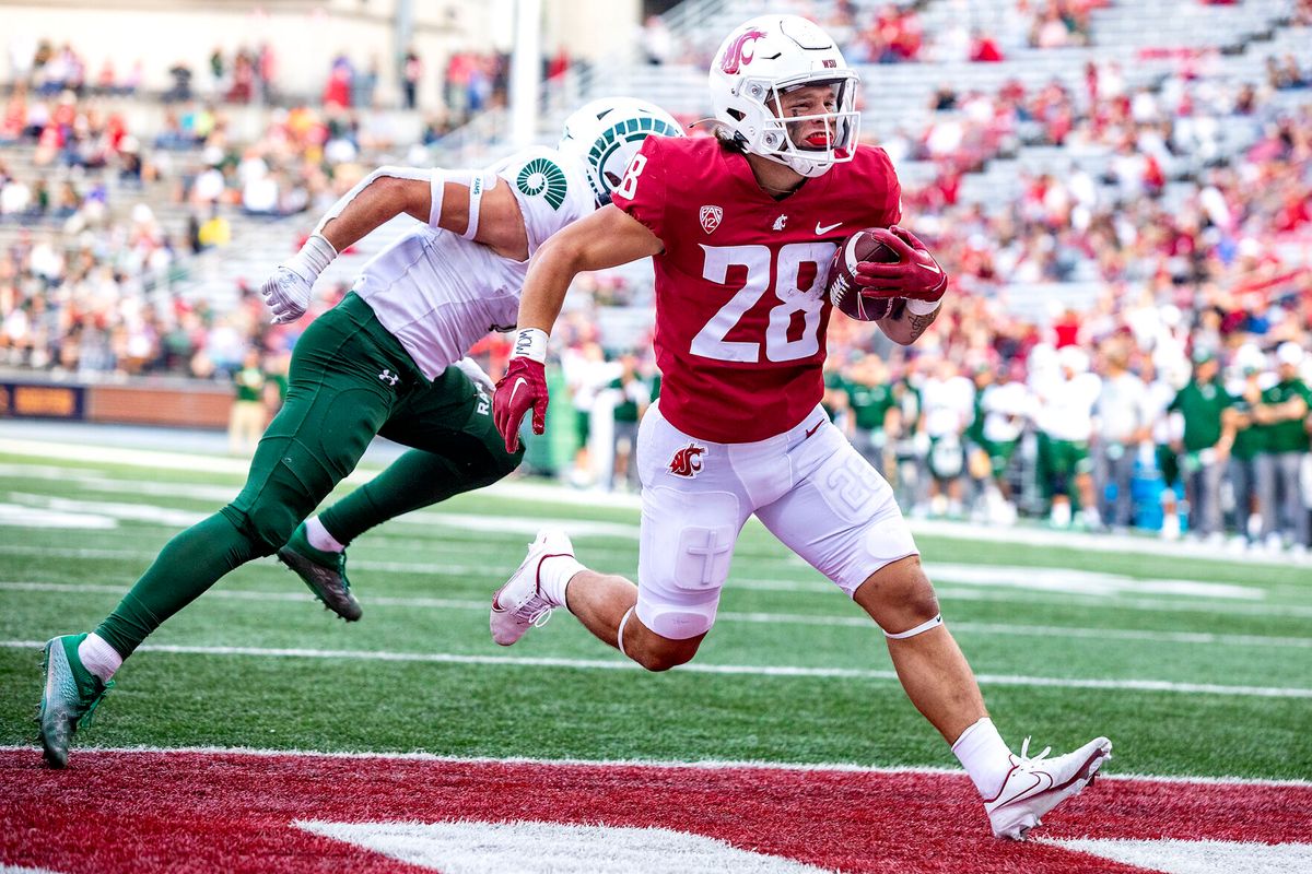 Freshman ball carrier decides to leave WSU, no explanation given