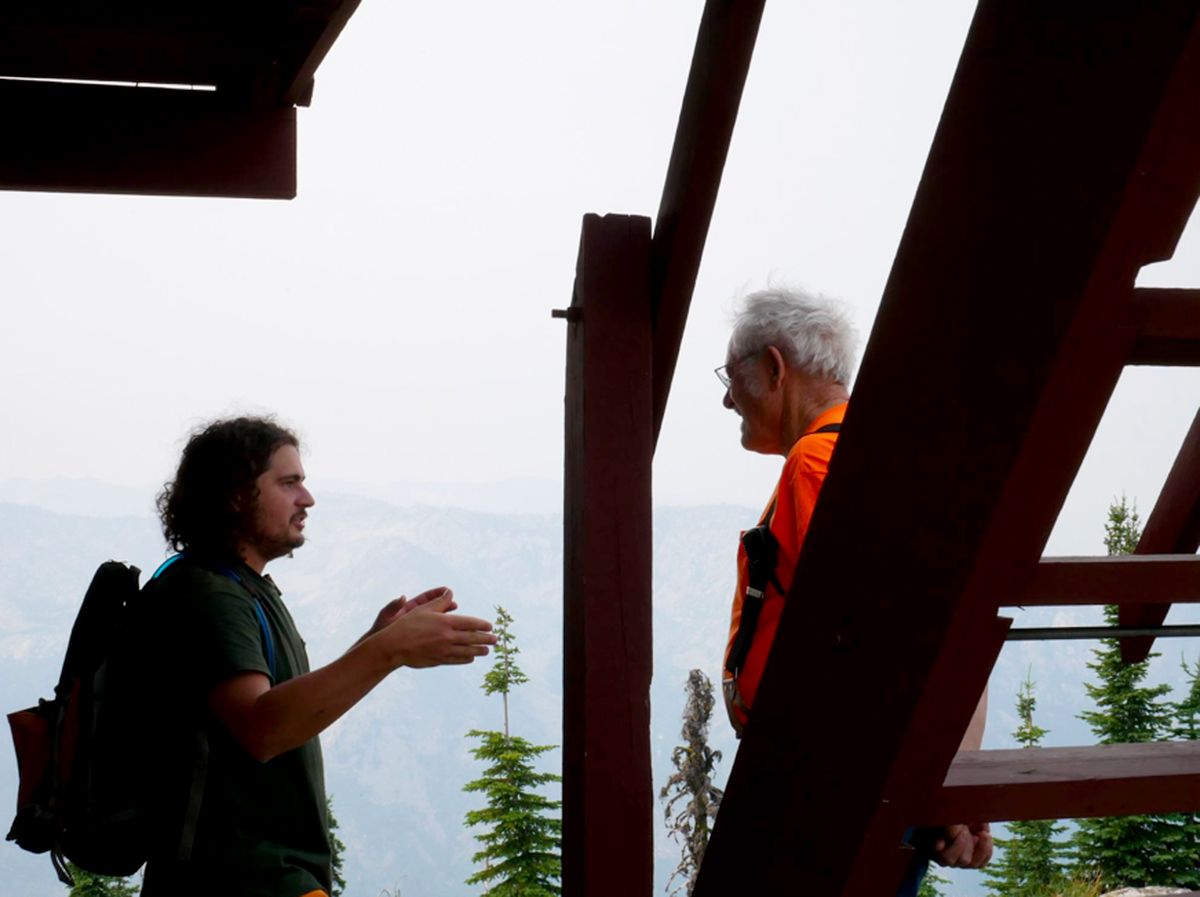 UI graduate students develop website that explores fire lookout system