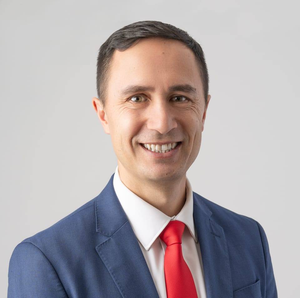 Roger Sandberg still leading for Superior Court Judge