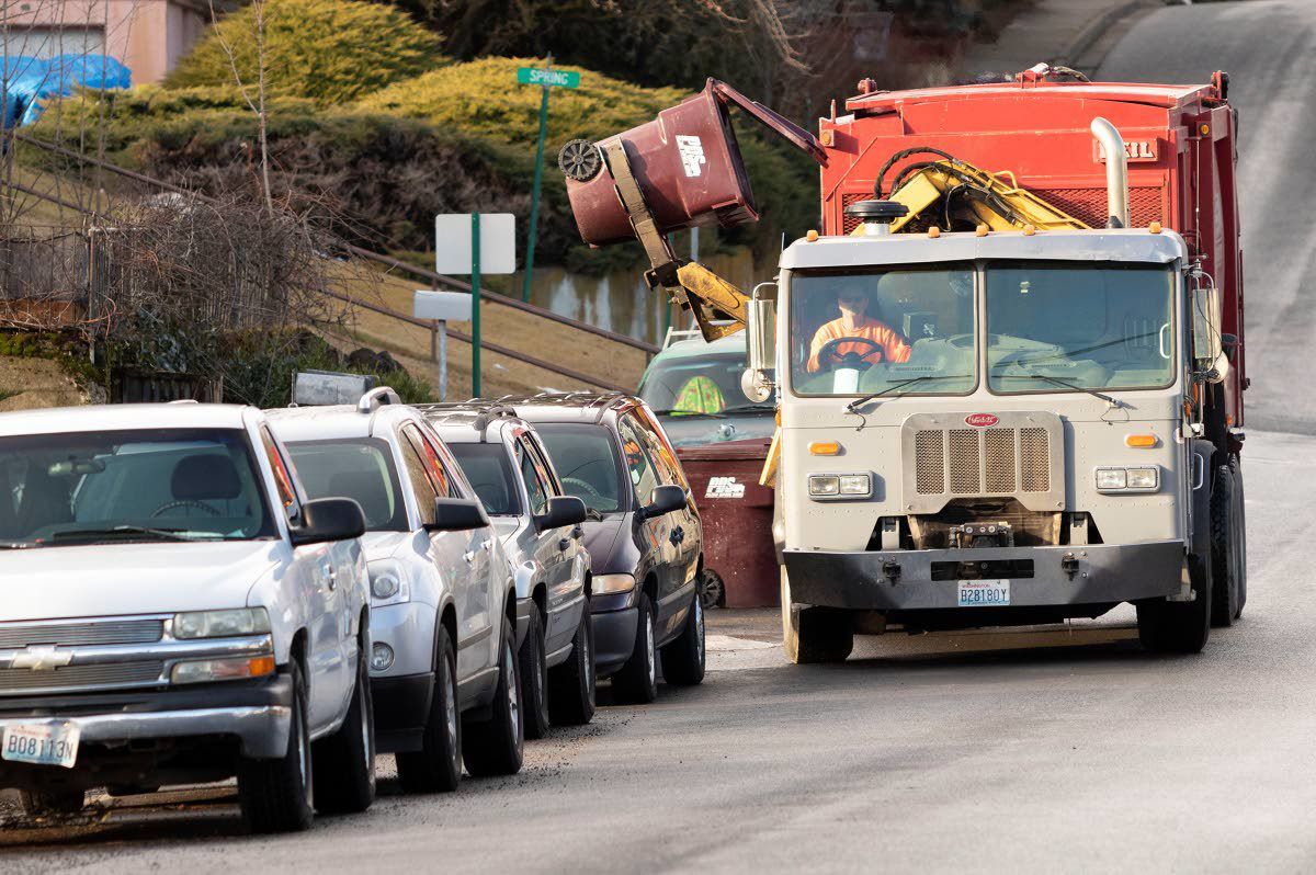 Pullman Disposal says most people follow recycling rules