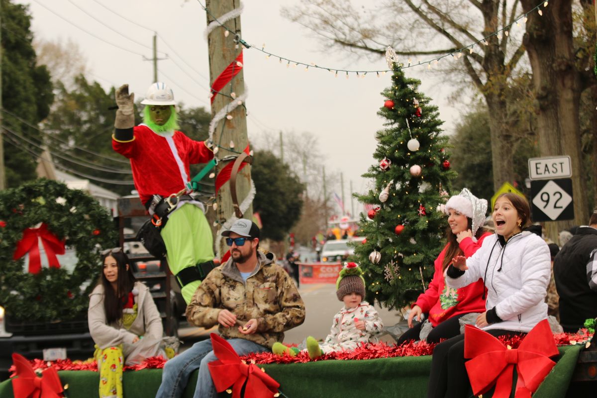 PHOTOS: Bath Christmas parade 2025