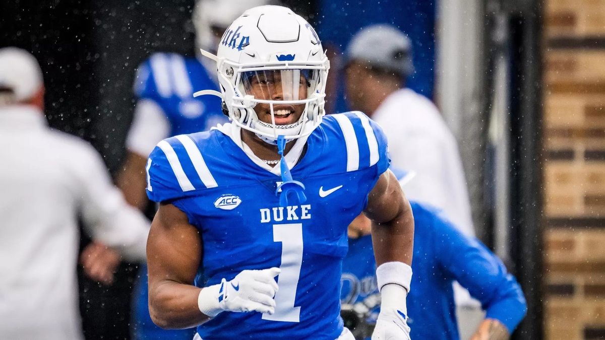 Accolades continue for Duke, Washington grad Terry Moore