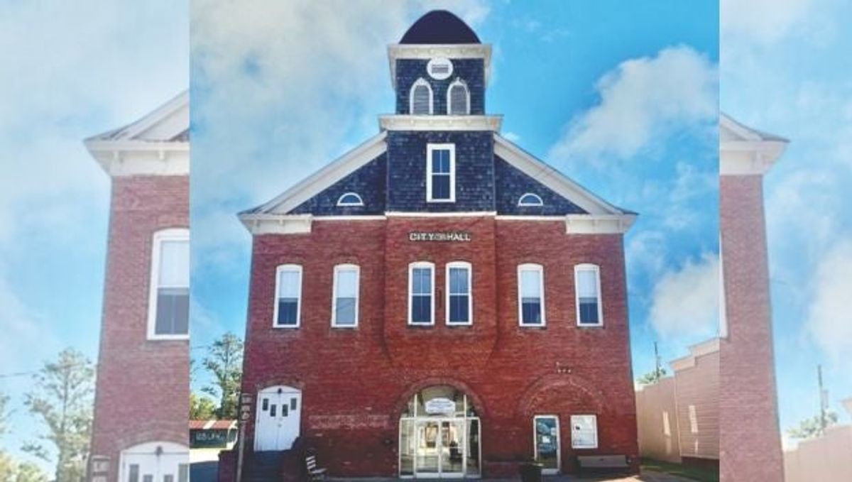 Plea offer made to former Chocowinity town clerk indicted on...