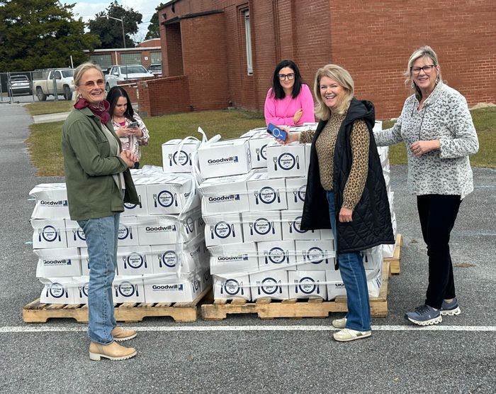 GIENC delivers 1,500 boxes of fresh produce to Beaufort County SNAP re...