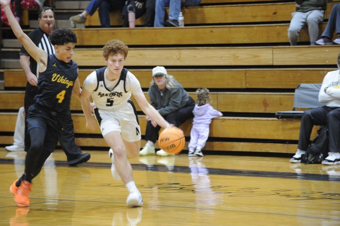 Satisfying win: Panthers make key plays to hold off Vikings in tourney