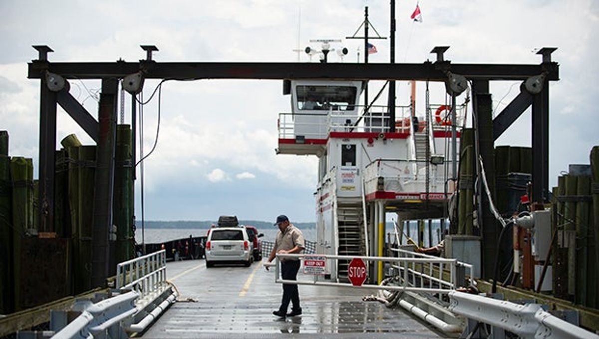 Commissioners adopt resolution opposing ferry tolls