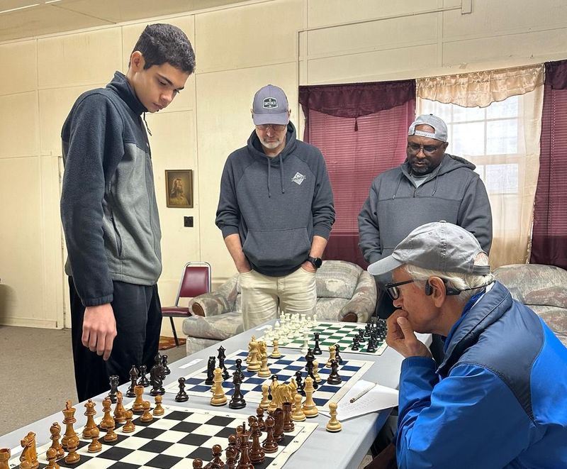 Washington Chess Club teen goes 7-1 in simultaneous exhibition