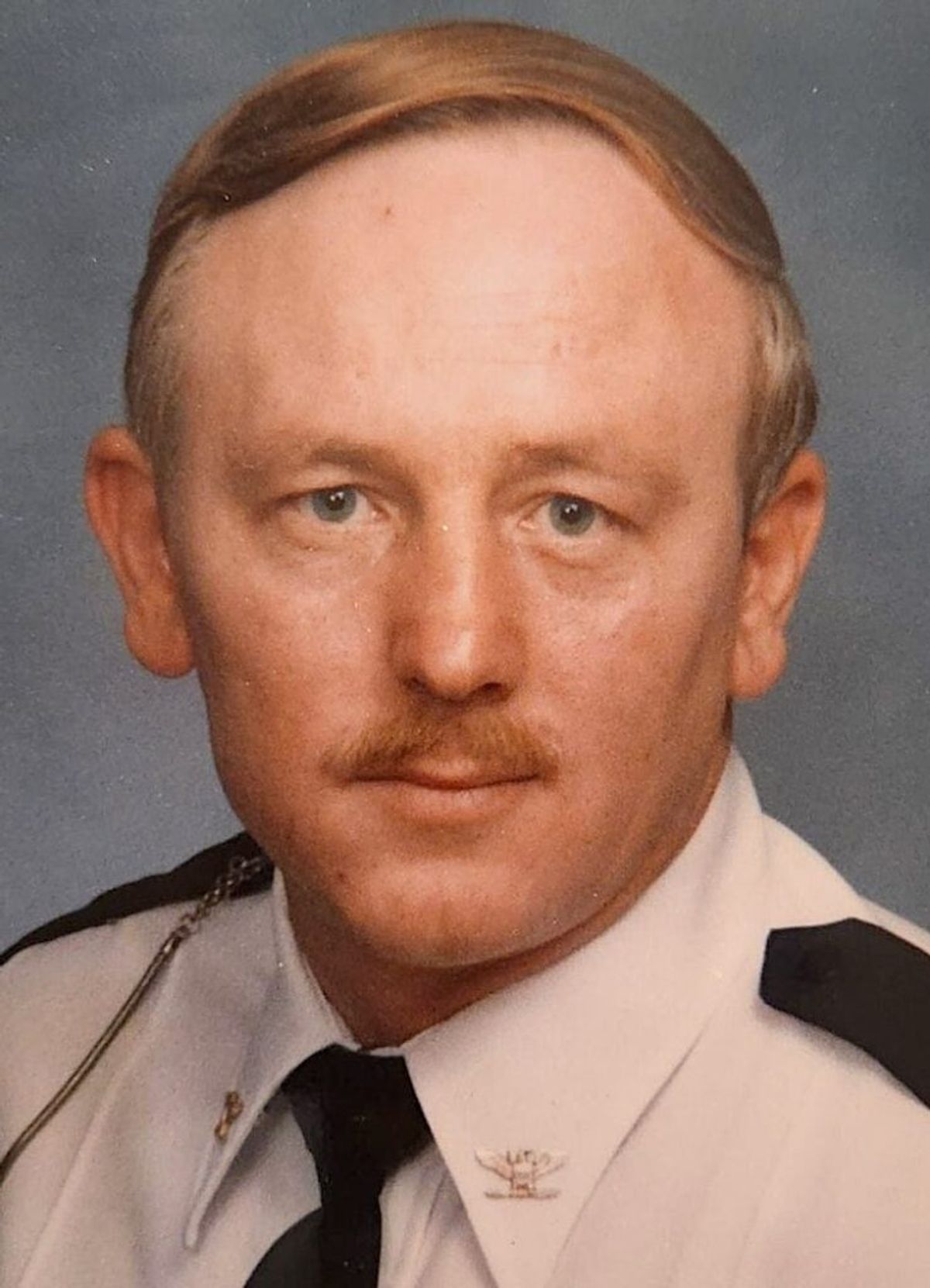 Former Middlesex police chief dies