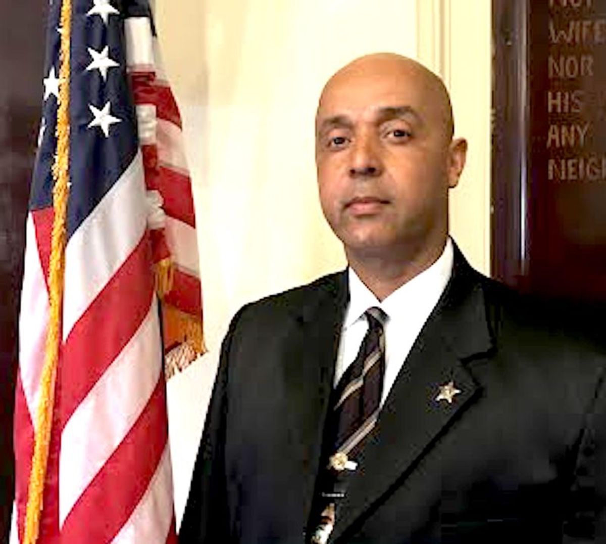 Retired deputy to face Keith Stone for sheriff