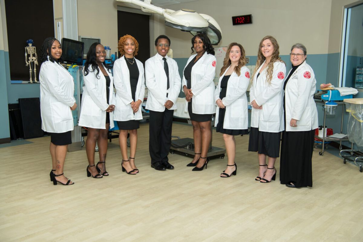 7 graduate from surgical technology program