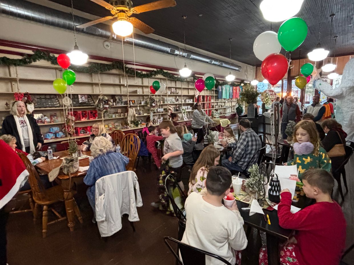 Spring Hope businesses ring in Christmas season