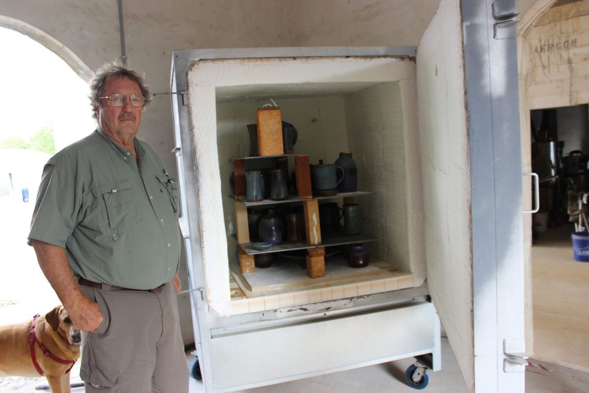 Artisan potter Dan Finch dies at 76