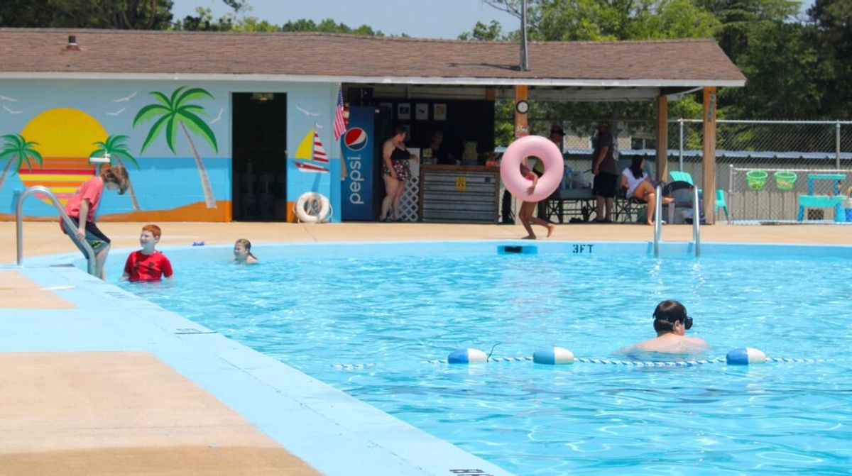 Middlesex opens public pool for summer