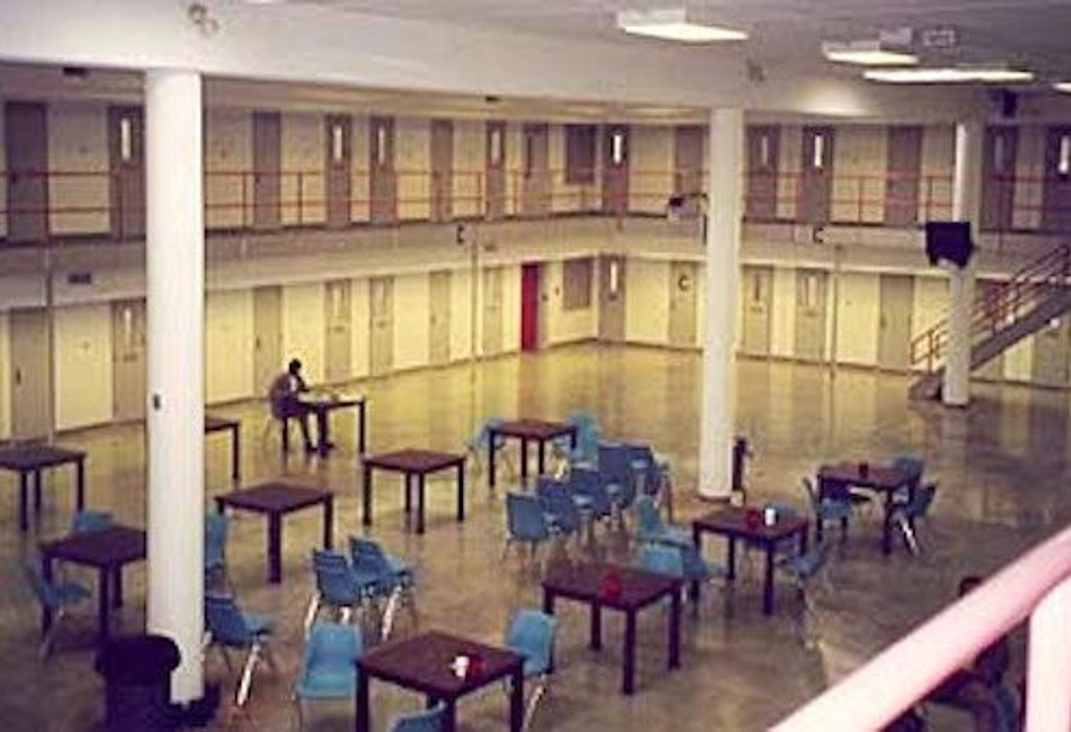 Prison printing plant wins 2 quality awards