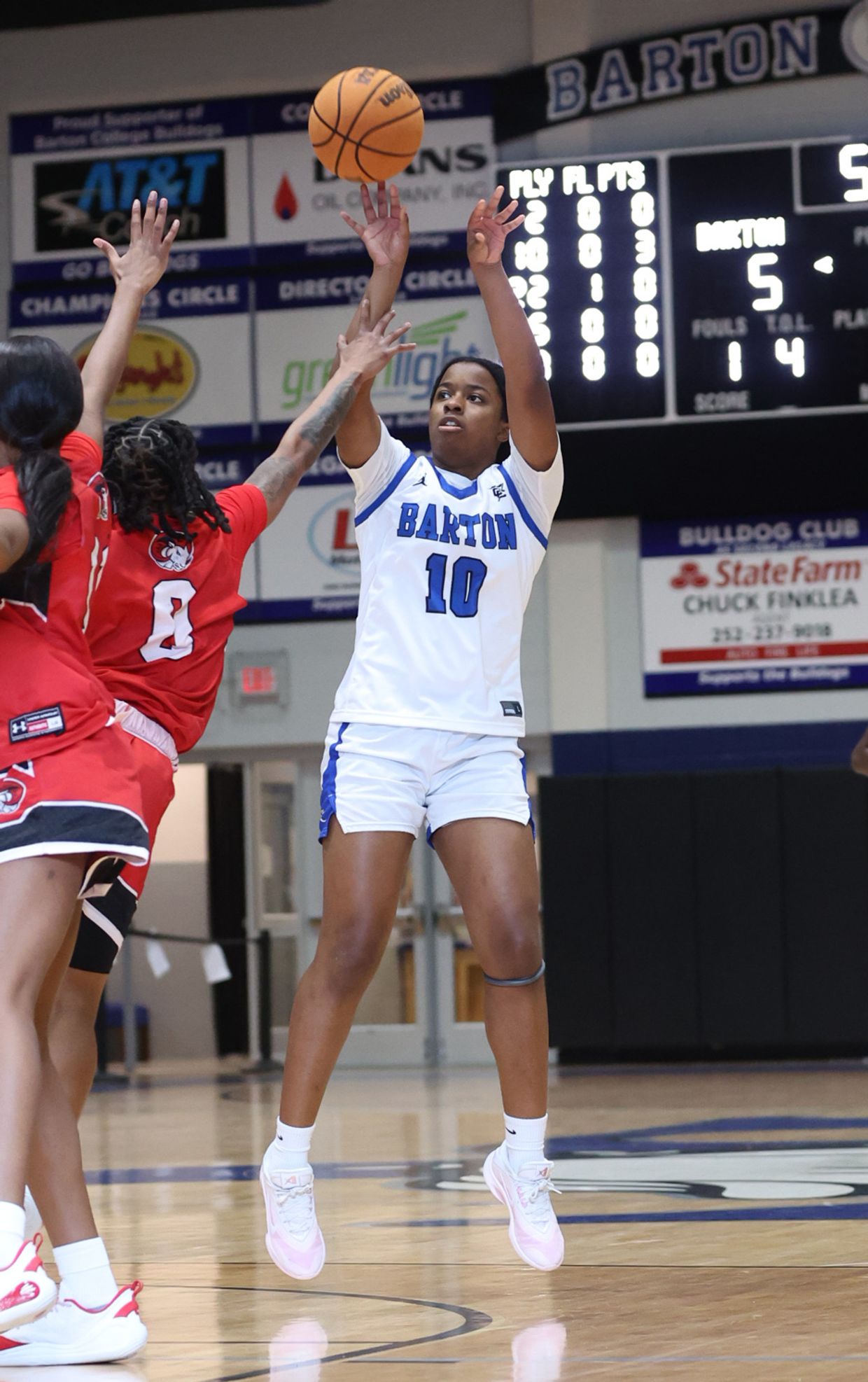 Mountain Lions end BC women’s win streak at 5