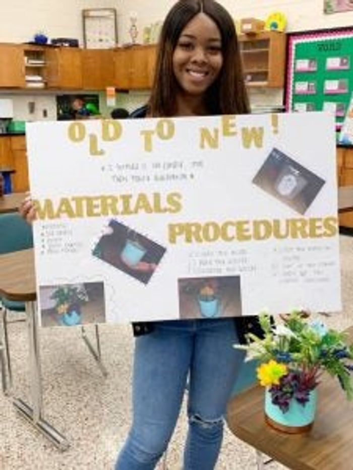 FHS ecology students learn to 'upcycle'