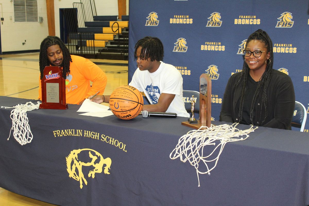 Grant signs to play for new TCC basketball team