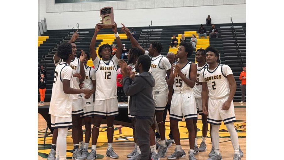 Broncos gallop to first regional title win in 18 years