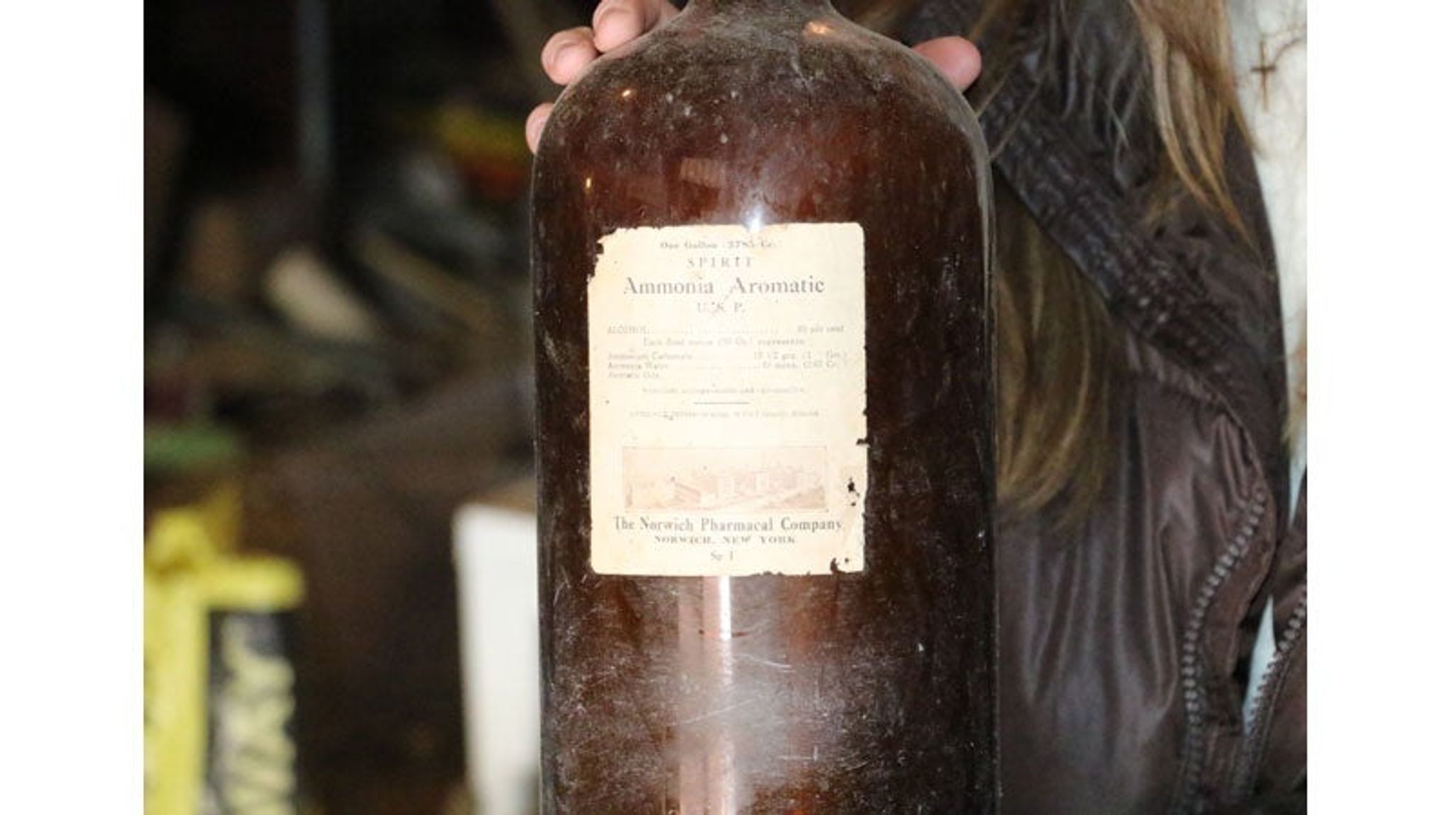 Fretts' building project becomes social media hit