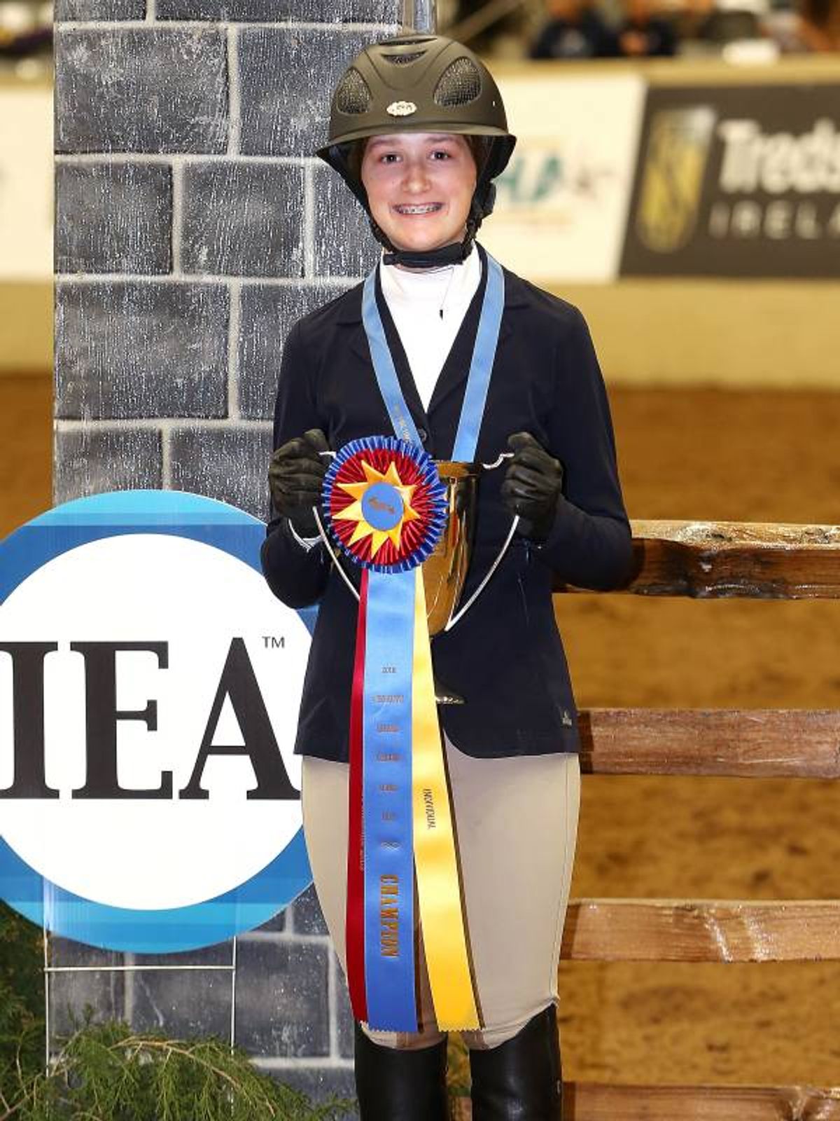 Local girls place in national equestrian championship