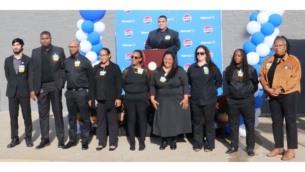 Franklin Walmart celebrates remodeling