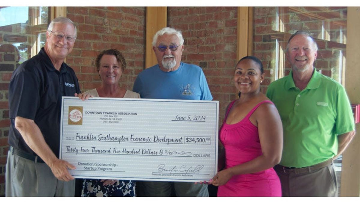 WAY TO GO! — DFA donation helps fuel STARTUP