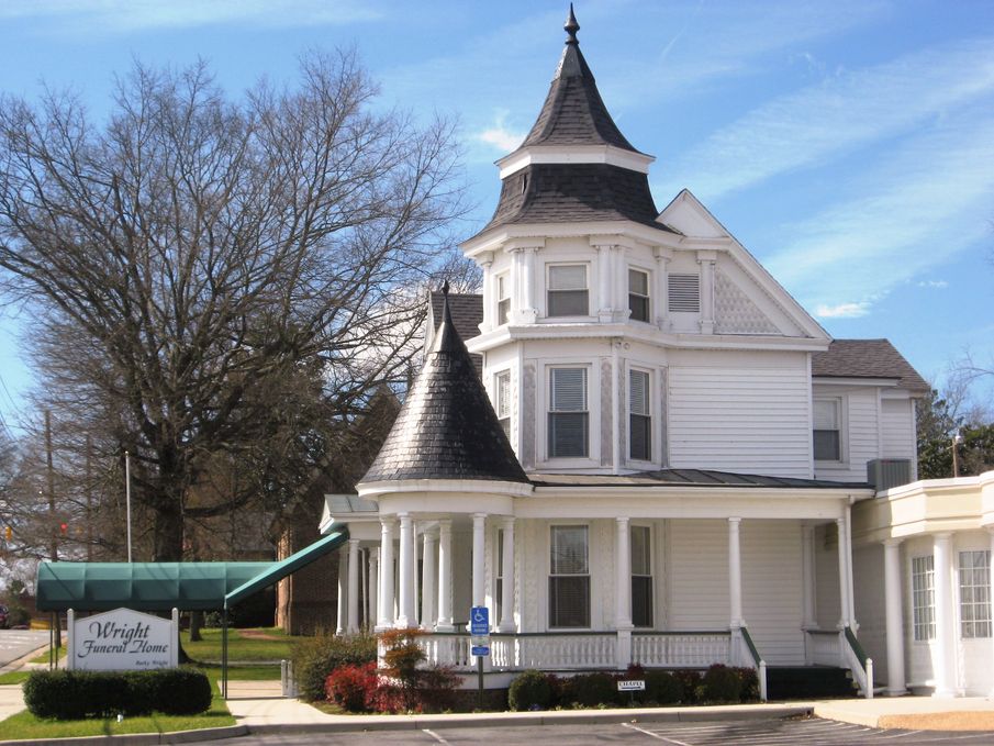 Wright Funeral Home earns chamber’s top honor