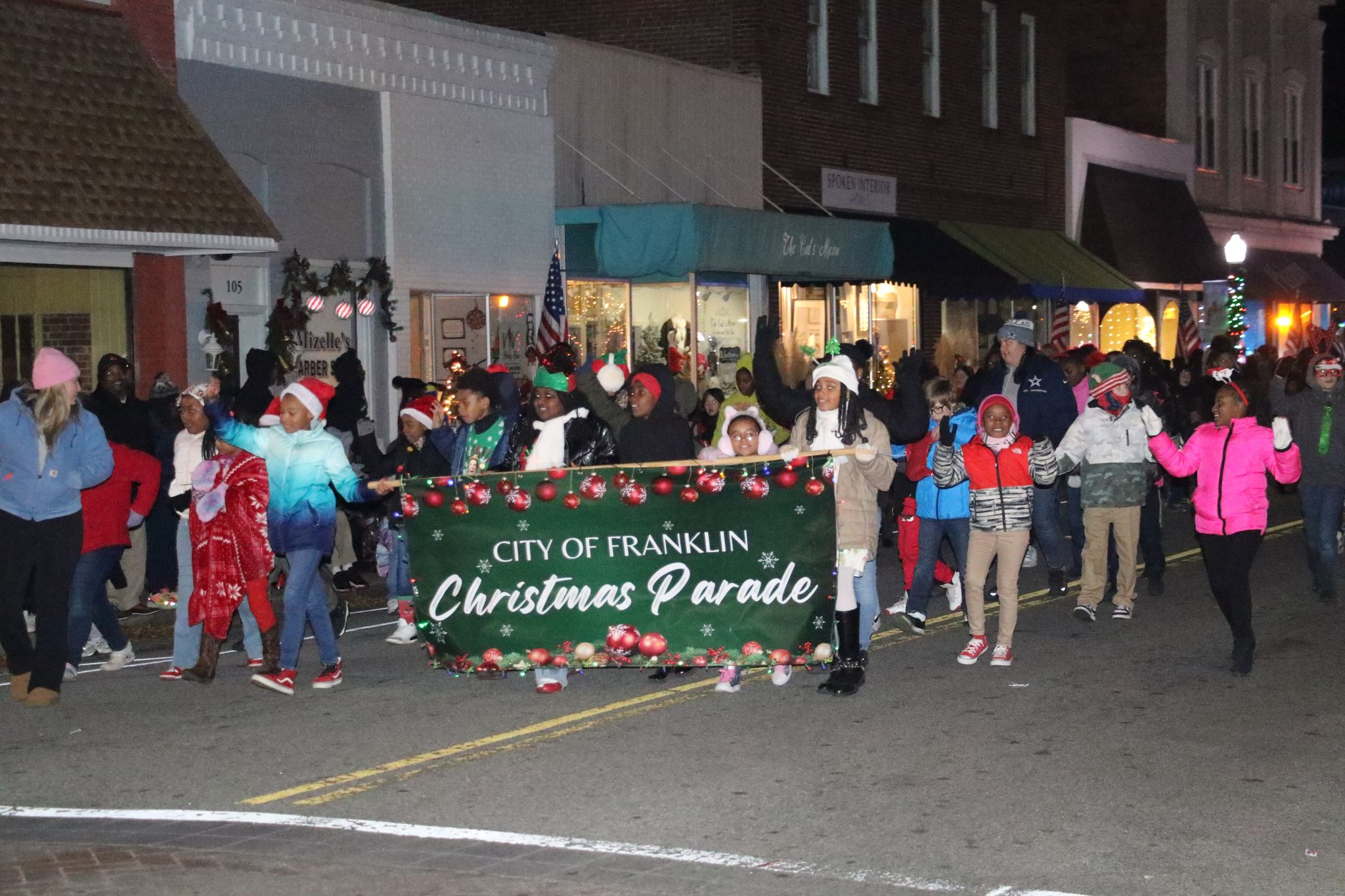 Parade canceled, but Elf Parade & Tree Lighting Ceremony sti...