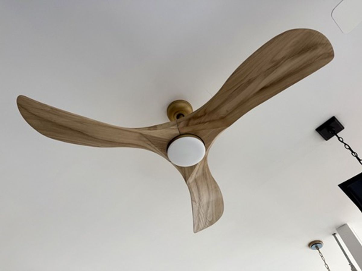 Lighting Made Easy at Surf Lighting Co.: A Local, Family-Owned Experie...