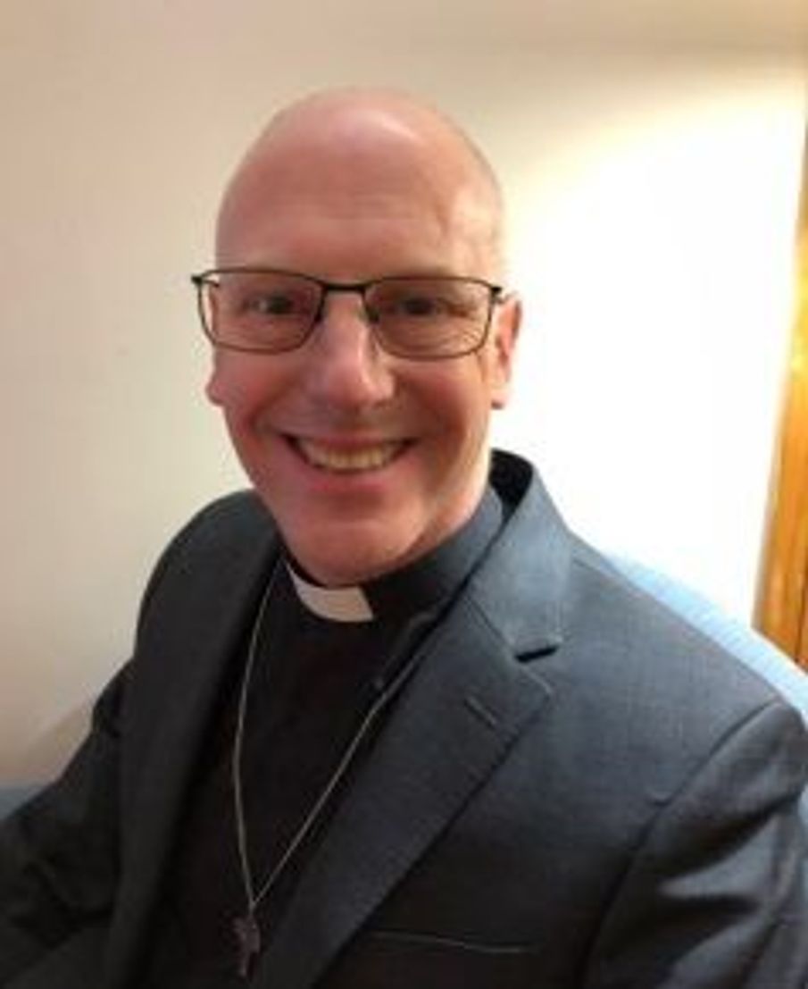 Rev. Leonard Named Rector At Church of the Advent