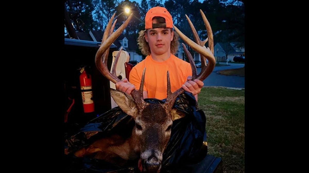 Suffolk deer among top winners in VPSA big game contest