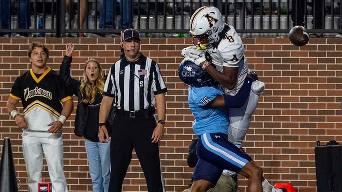 Monarchs reign supreme, defeat App State for the first time