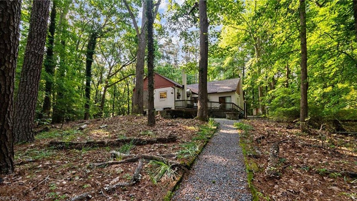 Lee Jordan Clubhouse: A Suffolk landmark on the market